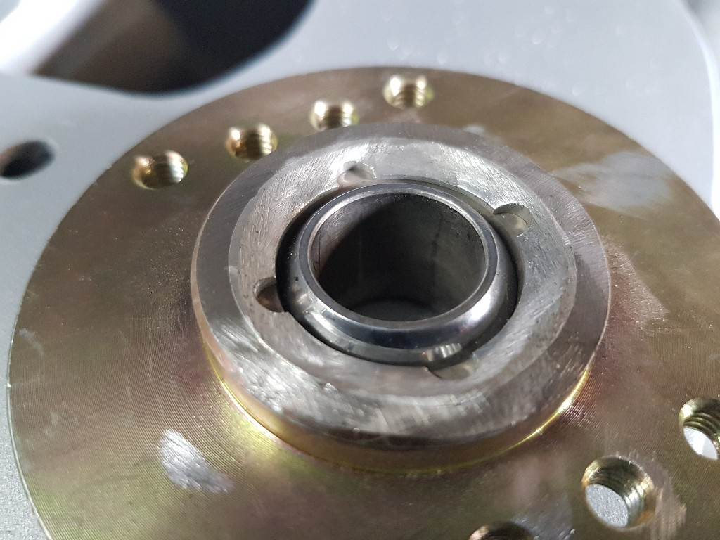 Raise Suspension Top mounts - The Pinderwagen